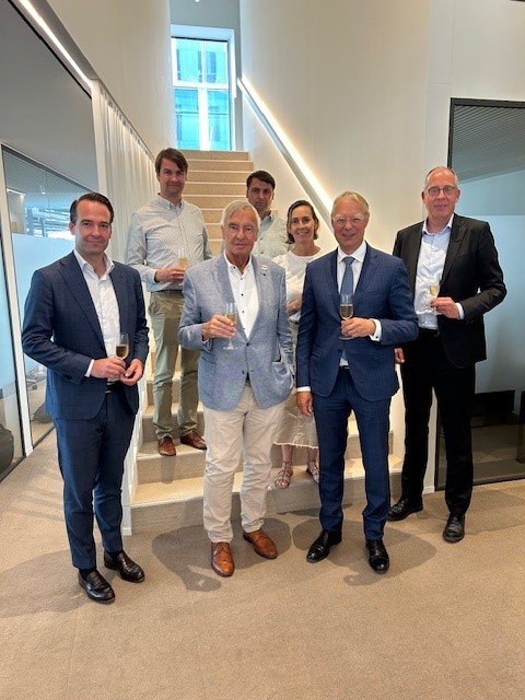 Voeders Huys sluit zich aan bij De Heus – uitbreiding in België en ...